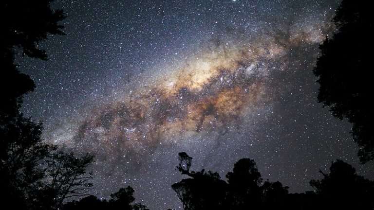 How Are Milky Way Pictures Taken? (2025 Easy Guide)