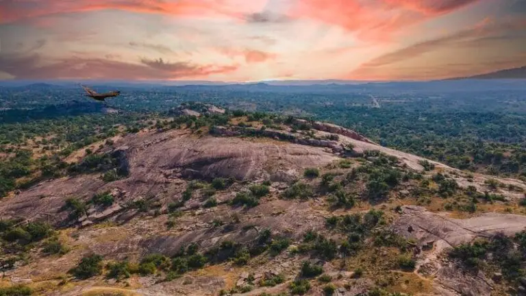 Enchanted Rock Stargazing Guide (2025): Texas' BEST Dark Sky Gem